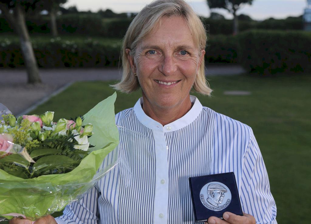 Pia Nilsson har äntligen fått sin medalj