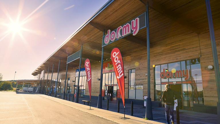 Dormy stänger varuhus